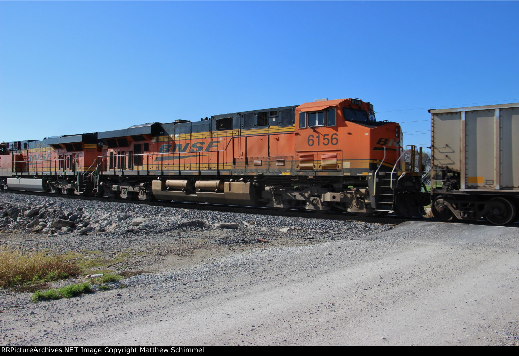 BNSF 6156